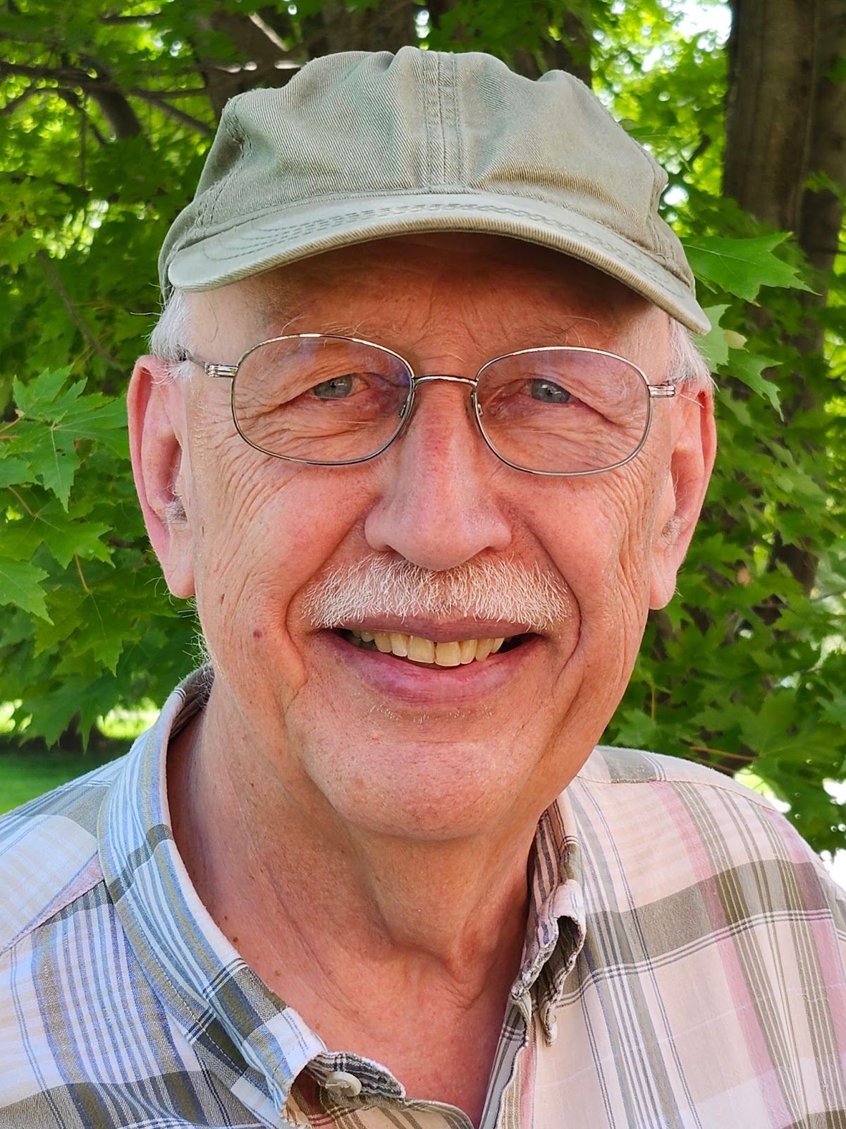 Berlin: Before and After the Wall Fell - St. Lucas Museum